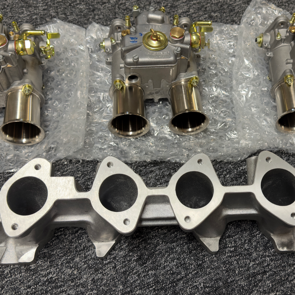 Datsun 240Z / 260Z / 280Z 3 x 45 DCOE Weber Carb Carburettor Kit ...