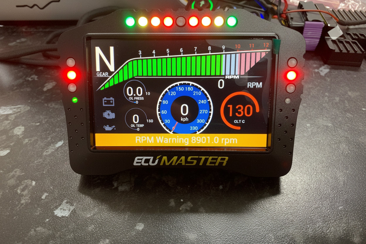 ECUMASTER 7" ADU Digital Dash Display & GPS Options - Disty Ltd