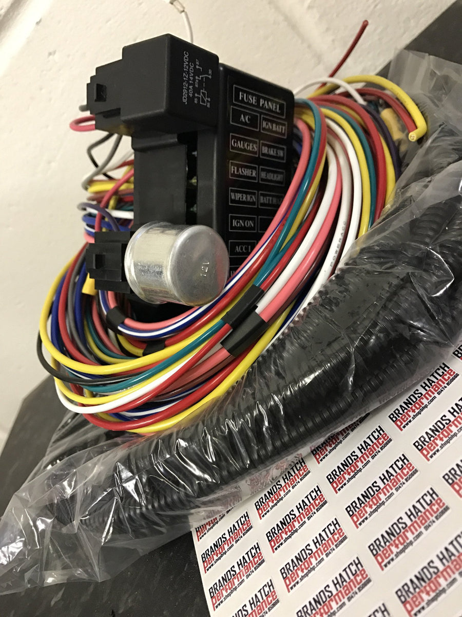 12 Circuit Classic Car / Kit Car Wiring Loom inc Fuse Box, Relay and F ...