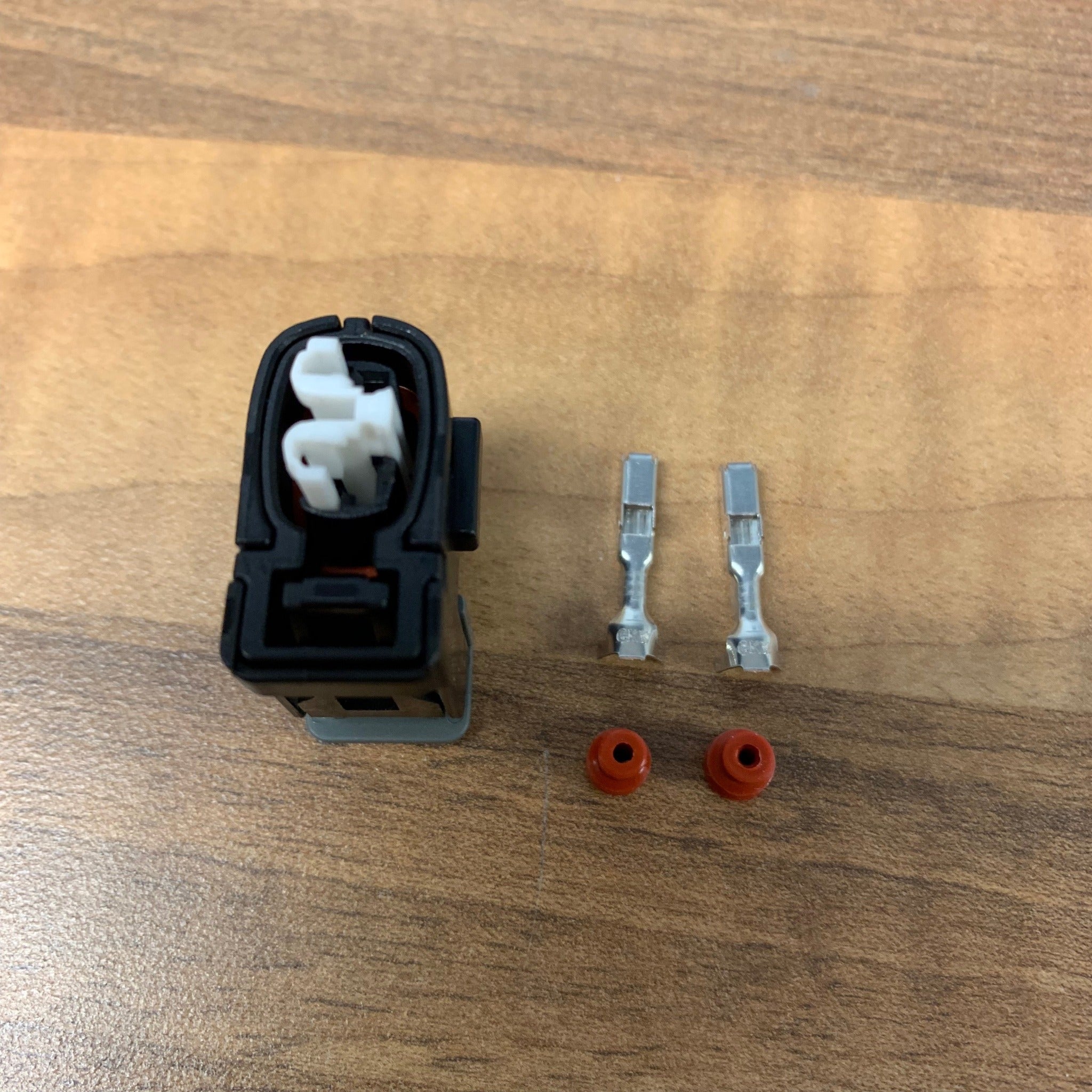 Toyota 90980-11246 Ignition Coil and Injector Connector 2 Way - LX32 ...