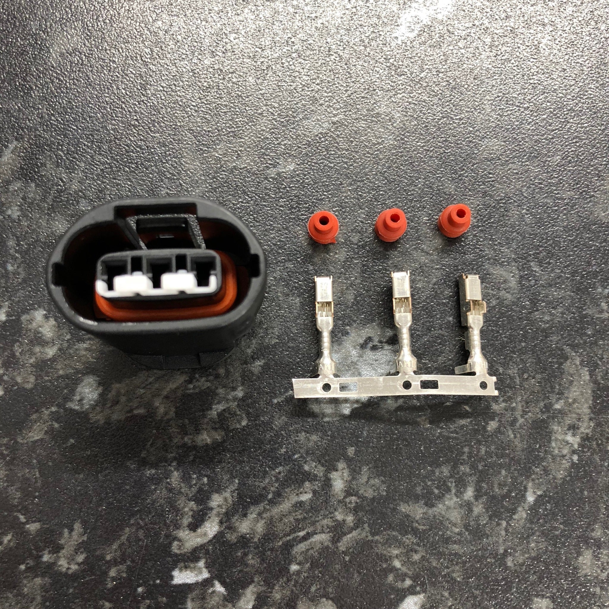 Toyota 90980-11349 Oval Alternator Plug Connector 3 Way - LX18 - Disty Ltd