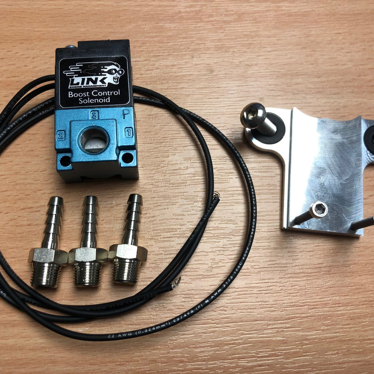 LINK ECU 3 port boost valve inc 4mm tails & bracket with rubber mounts ...